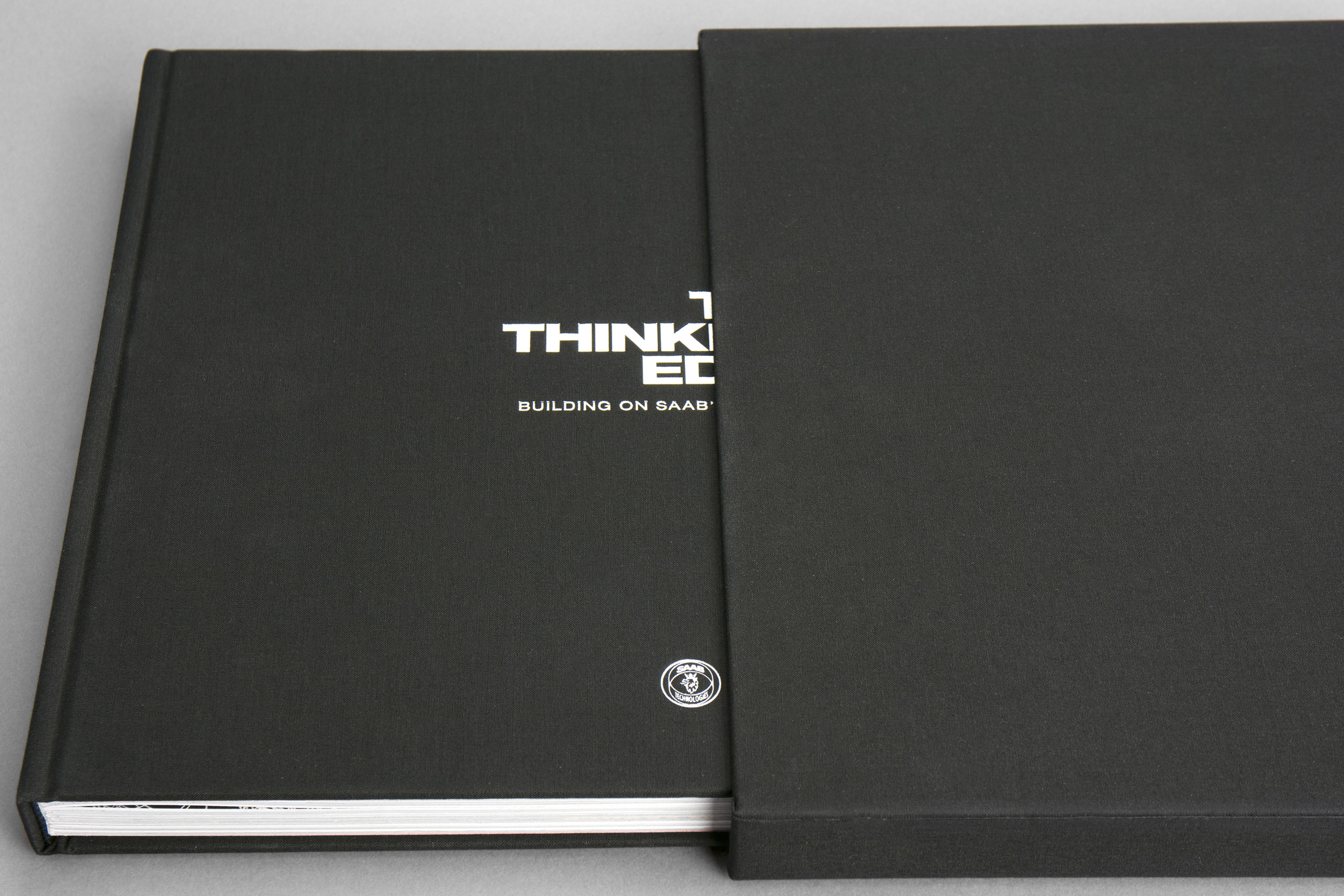 SAAB The Thinking Edge – Framgångsrikt tryckeri i Stockholm, Sverige ...